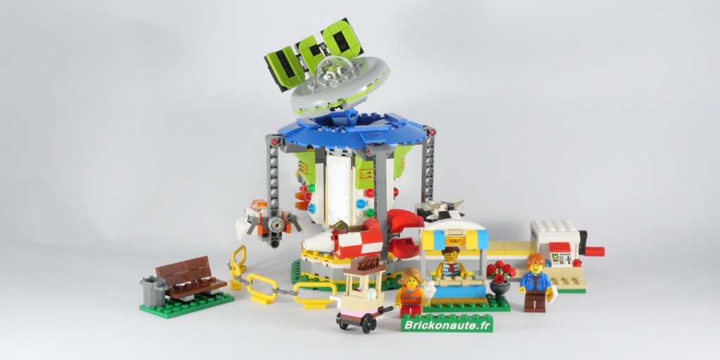 Fairground Carousel (LEGO Creator - 31095) - Review - Brickonaute
