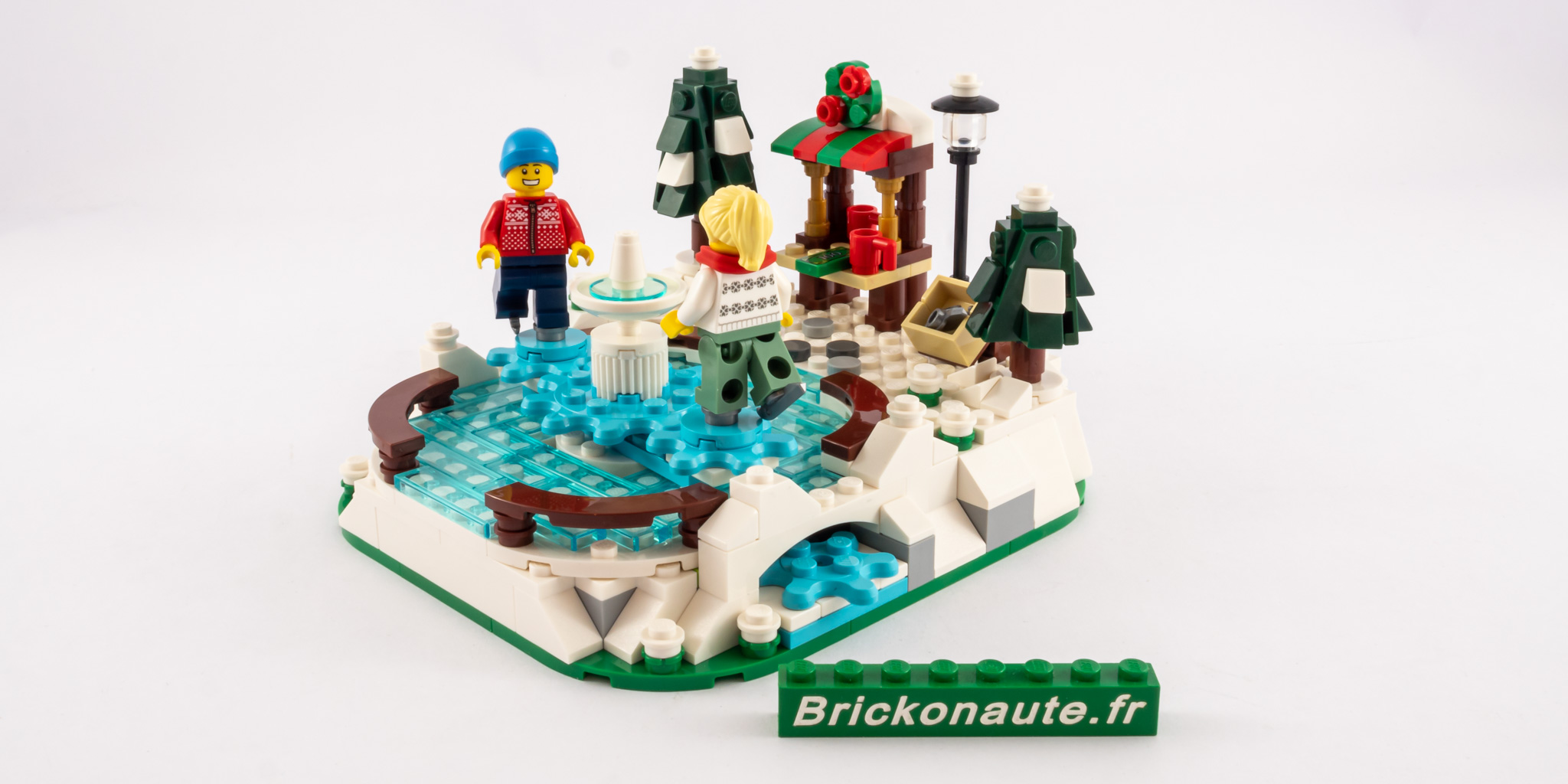 Ice Skating Rink (LEGO Promotionnel - 40416) - Review - Brickonaute