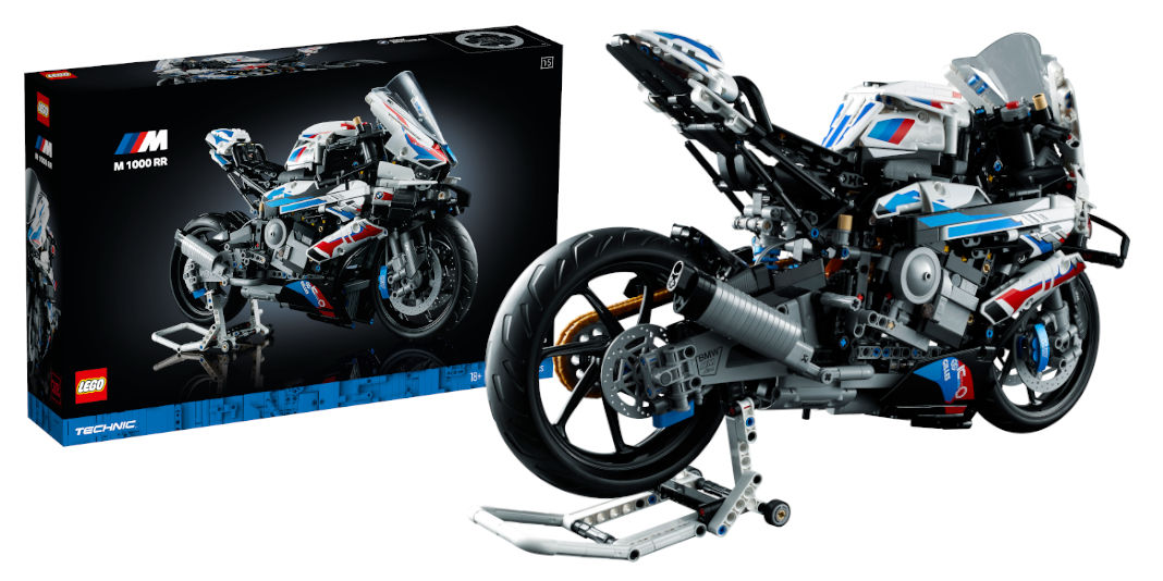 LEGO Technic 42130 BMW M1000 RR : l'annonce officielle - Brickonaute