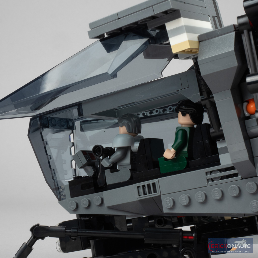 LEGO Icons 10327 Dune Atreides Royal Ornithopter-26 | Brickonaute