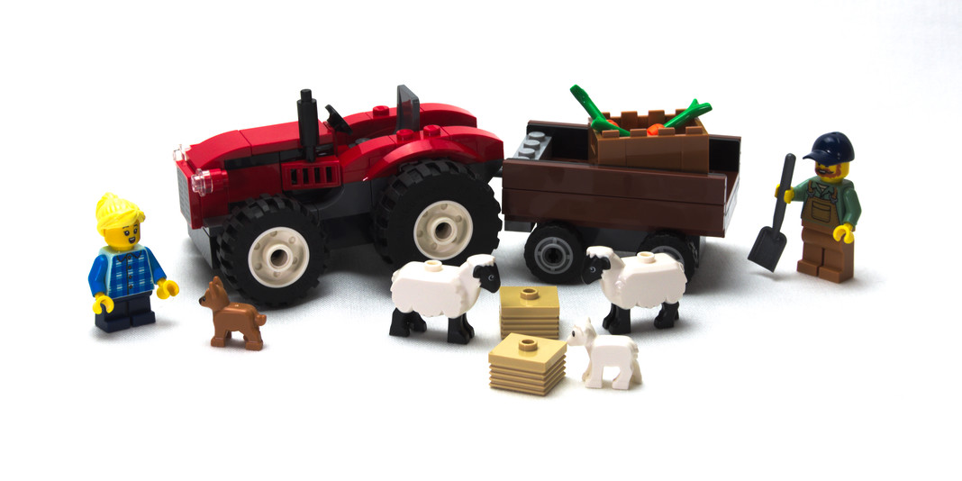 Mini Guest-review : LEGO City 60641 Tractor with Trailer - Brickonaute
